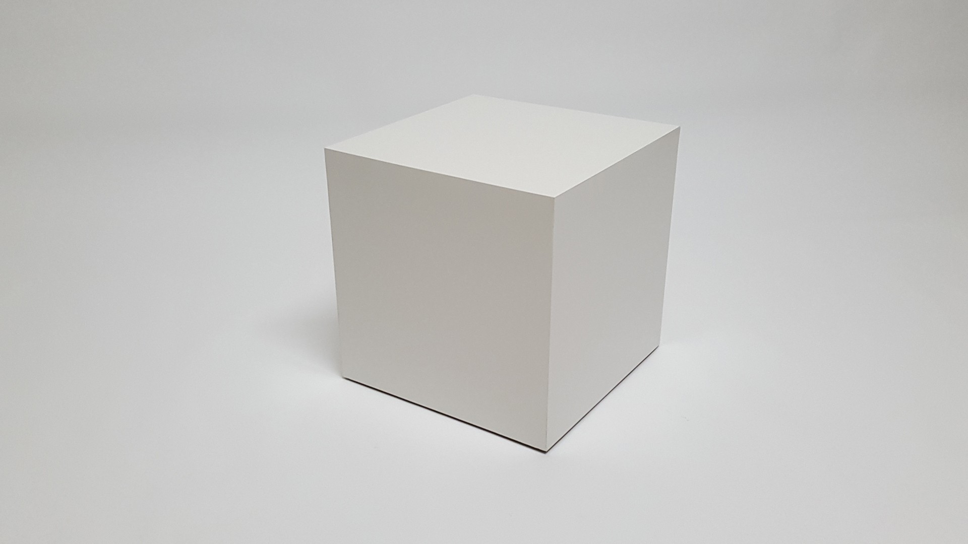 cube tables – CHILLSPACE