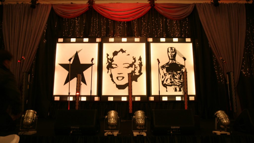 staging and stage sets – CHILLSPACE